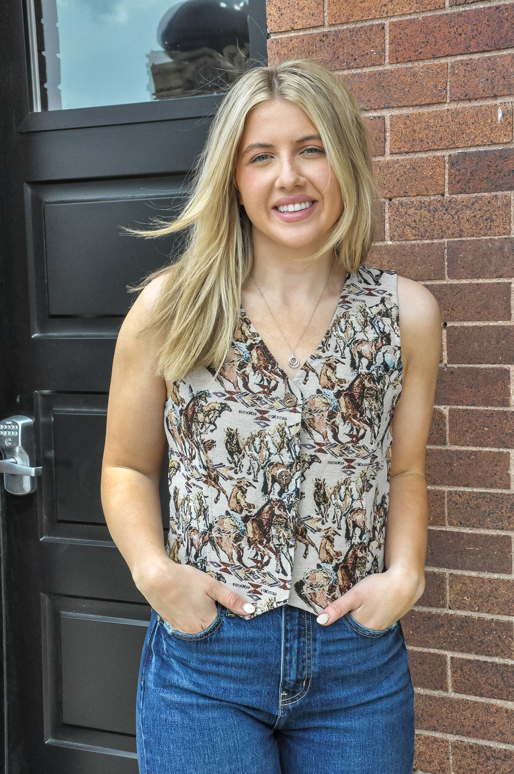 Merigold Kiss Buckaroo Western Vest – JQ Clothing Co.